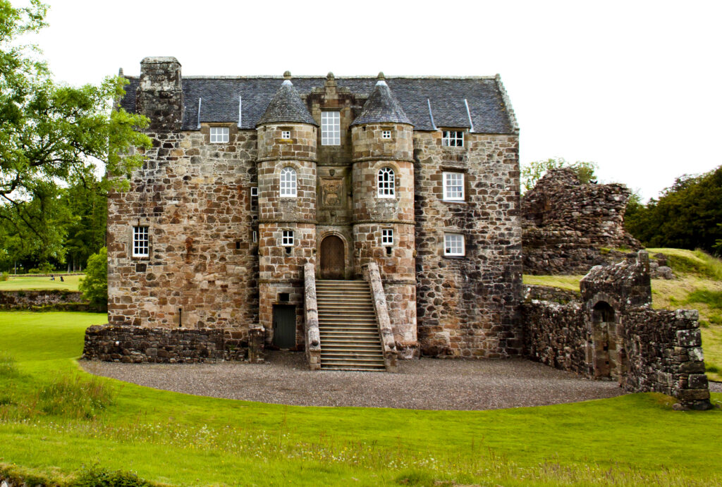 Rowallan-Castle • Kültür Envanteri