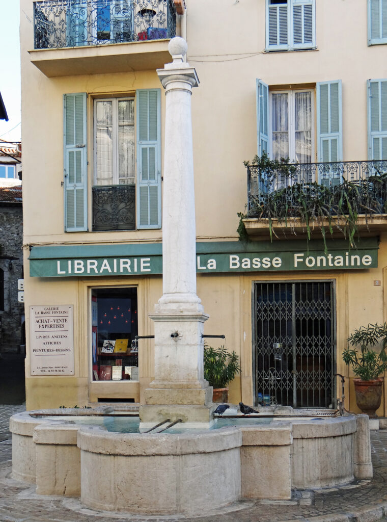 Foux Çeşmesi • Konumu, Fotoğrafları ve Hakkındaki Bilgiler • Kültür ...