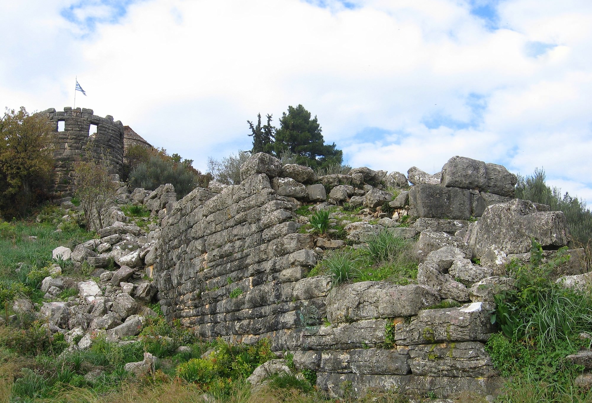 Paravola Kulesi • Konumu, Fotoğrafları ve Hakkındaki Bilgiler • Kültür ...