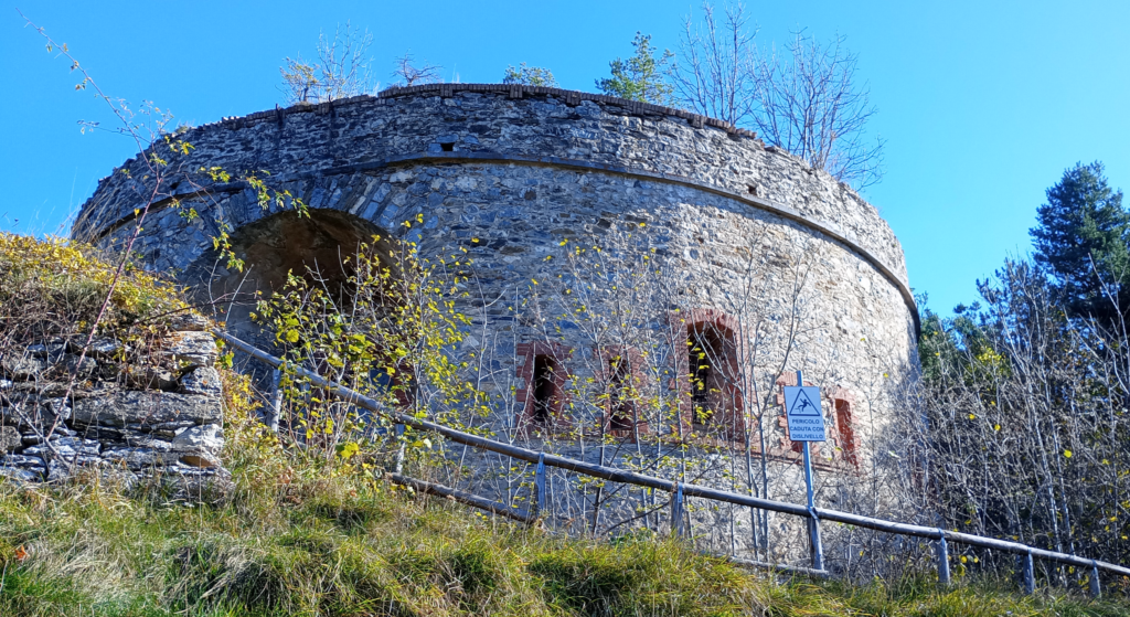 Richermo Hisarı • Konumu, Fotoğrafları ve Hakkındaki Bilgiler • Kültür ...