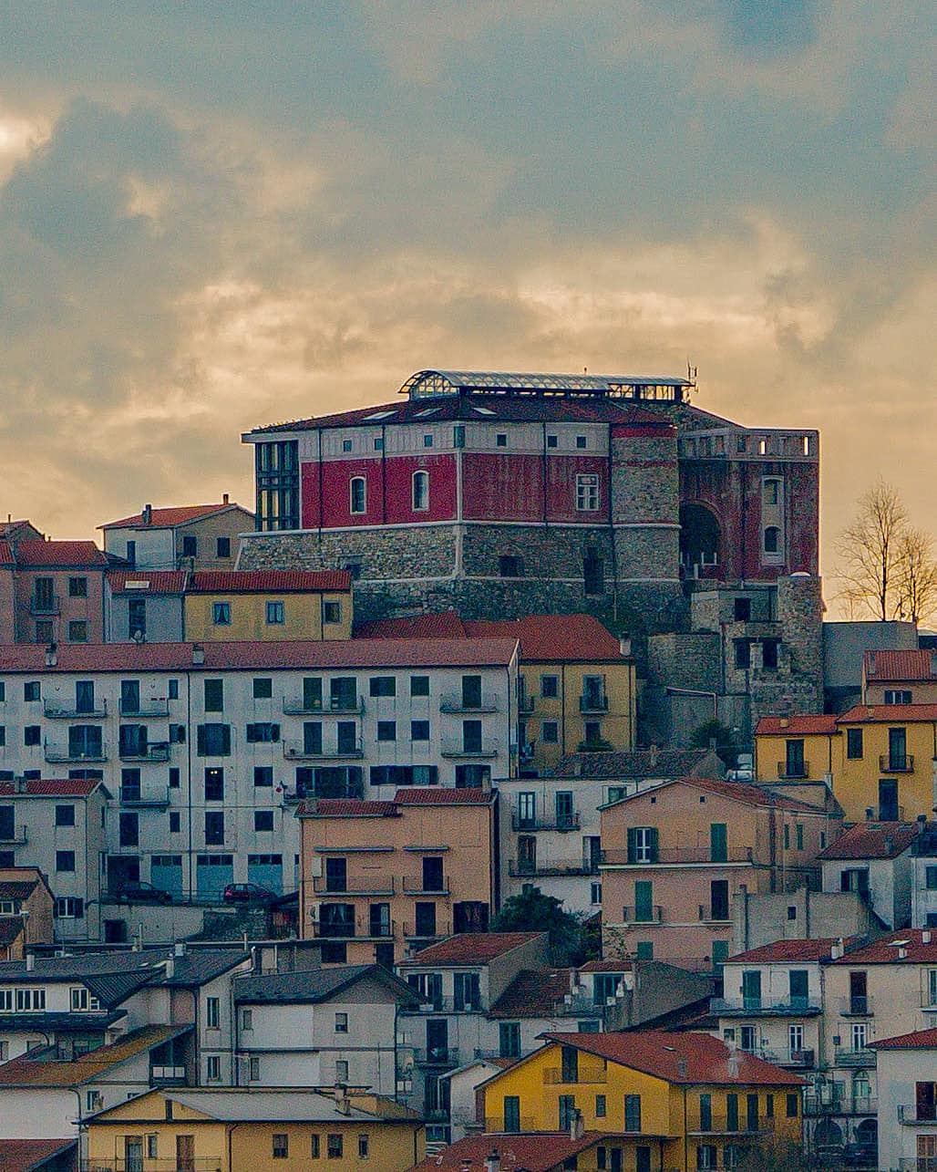 Il-castello-Aragonese-di-Bella • Kültür Envanteri