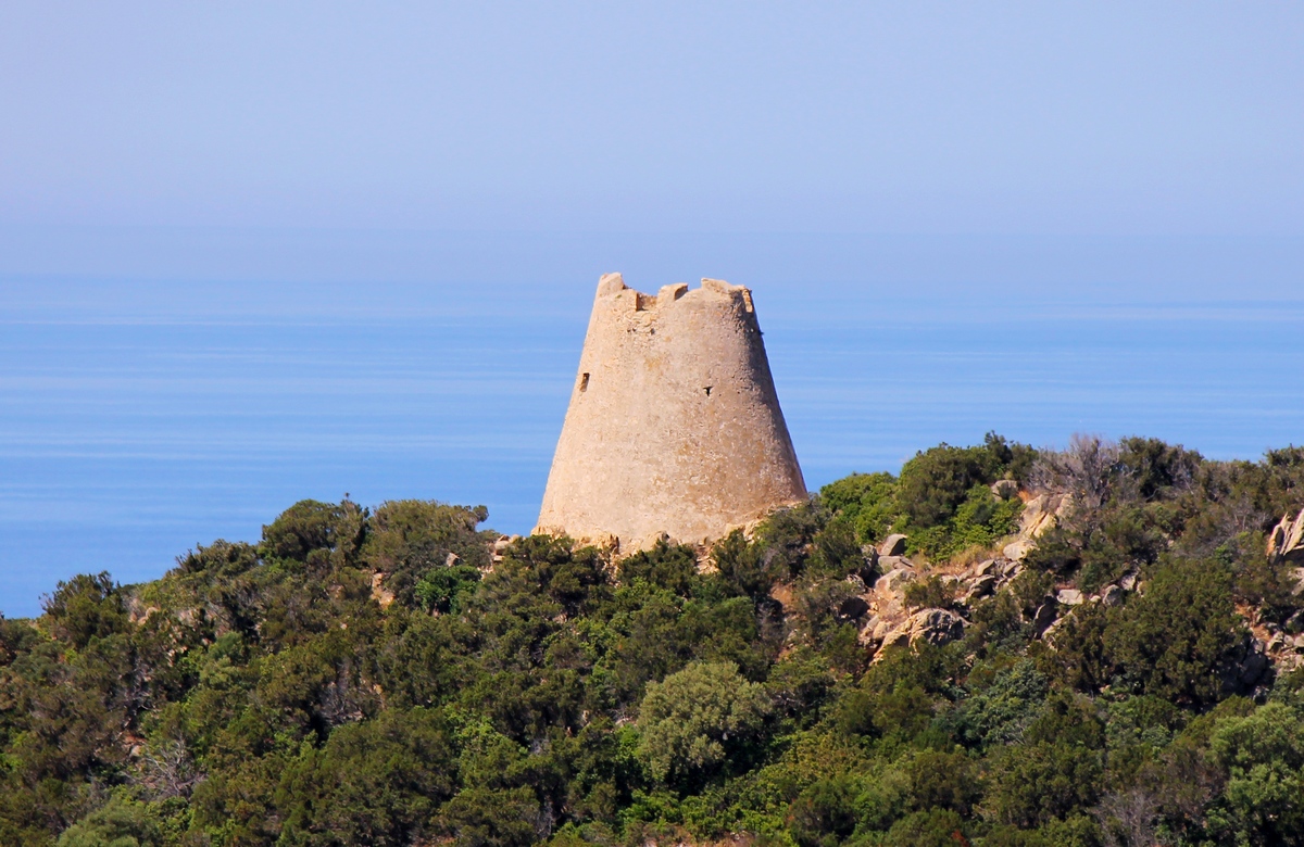 Capo Boi Kulesi • Konumu, Fotoğrafları ve Hakkındaki Bilgiler • Kültür ...