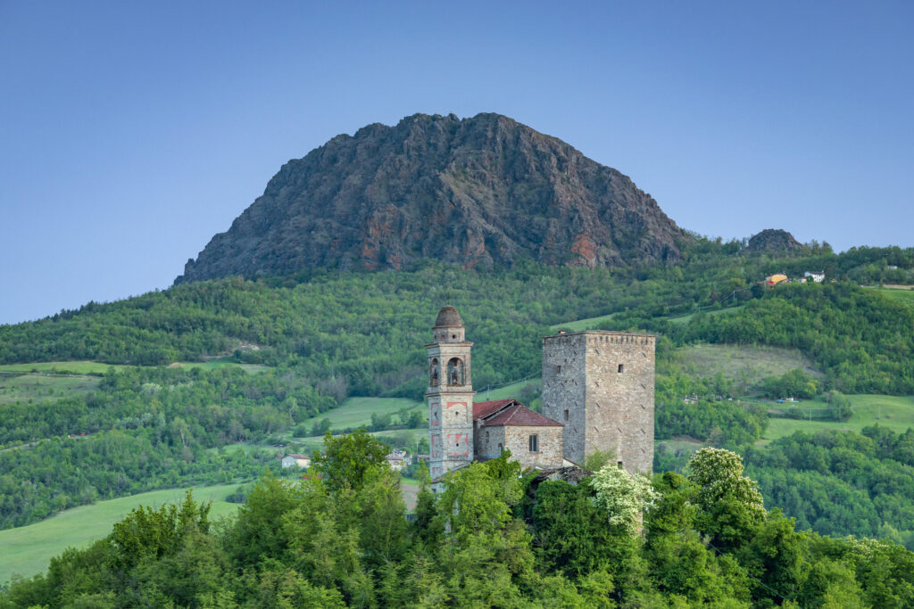 Bobbiano Kulesi • Konumu, Fotoğrafları ve Hakkındaki Bilgiler • Kültür ...