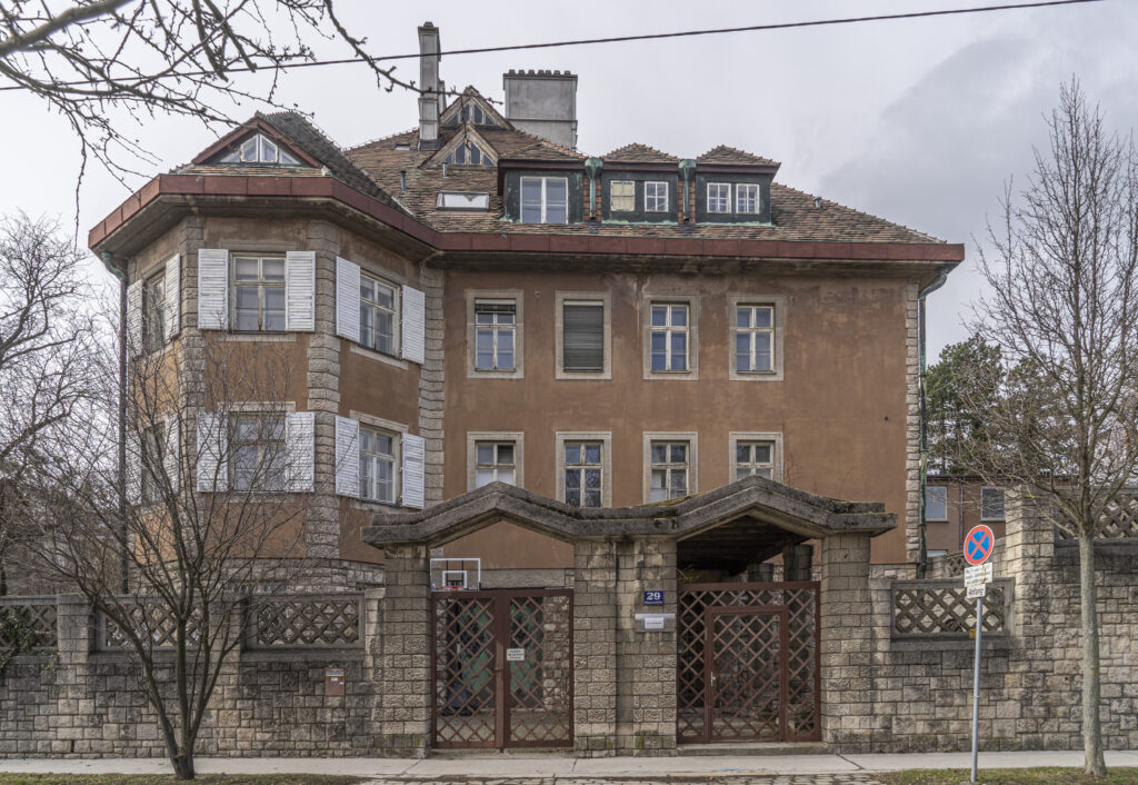 Villa-Tugendhat-Vienna-Robert-Oerley-1 • Kültür Envanteri